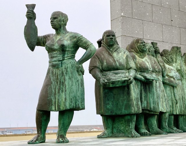 215. Remembering Portuguese Women – Journeys: Explorations in Body ...